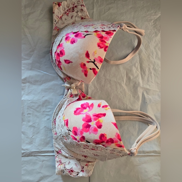 Victoria's Secret | Intimates & Sleepwear | Vintage Victorias Secret ...